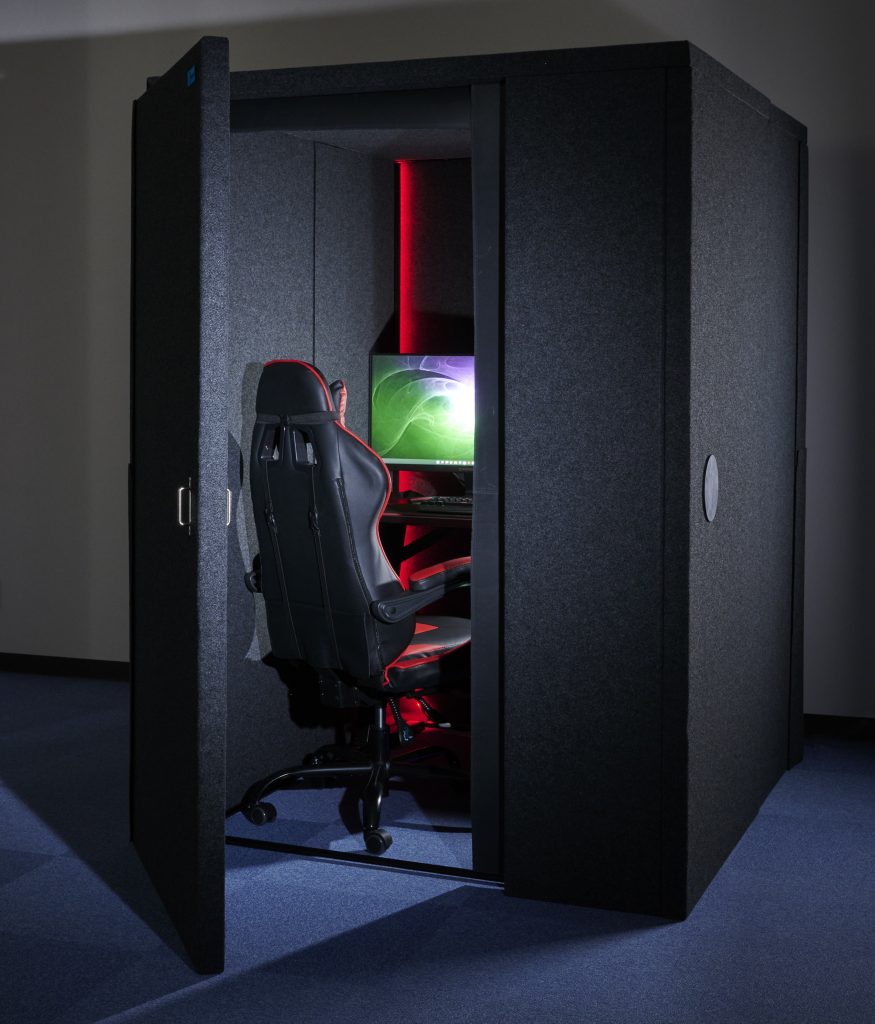 1/25～29 新春ピアノとゲーム防音室フェア ② 新発売 Gaming Booth展示♪｜宮地楽器 音楽教室